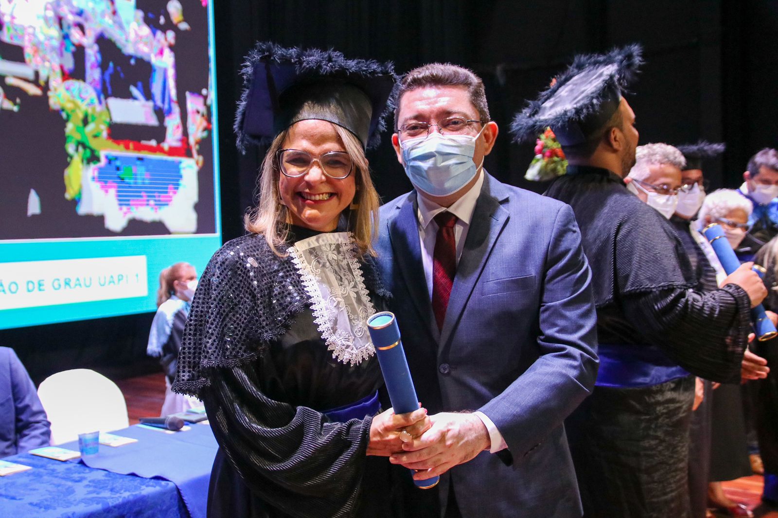 Emoção marca solenidade de formatura das primeiras turmas da UAPI